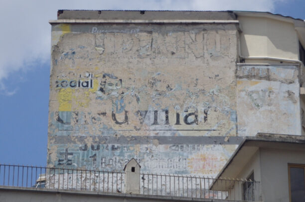 Ghost Signs from Colombia and Bolivia | Ghostsigns